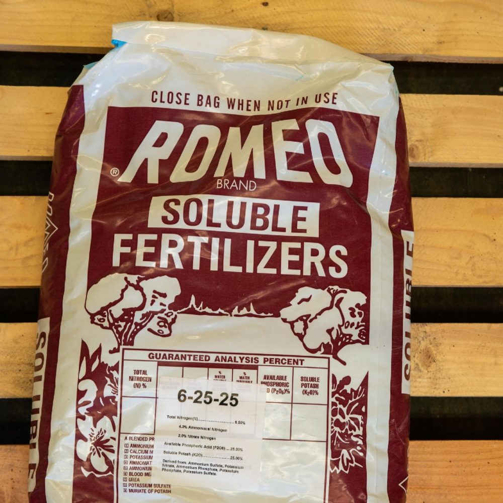 Simplot Super Turf — 25-5-5 – LeBallister's Seed & Fertilizer